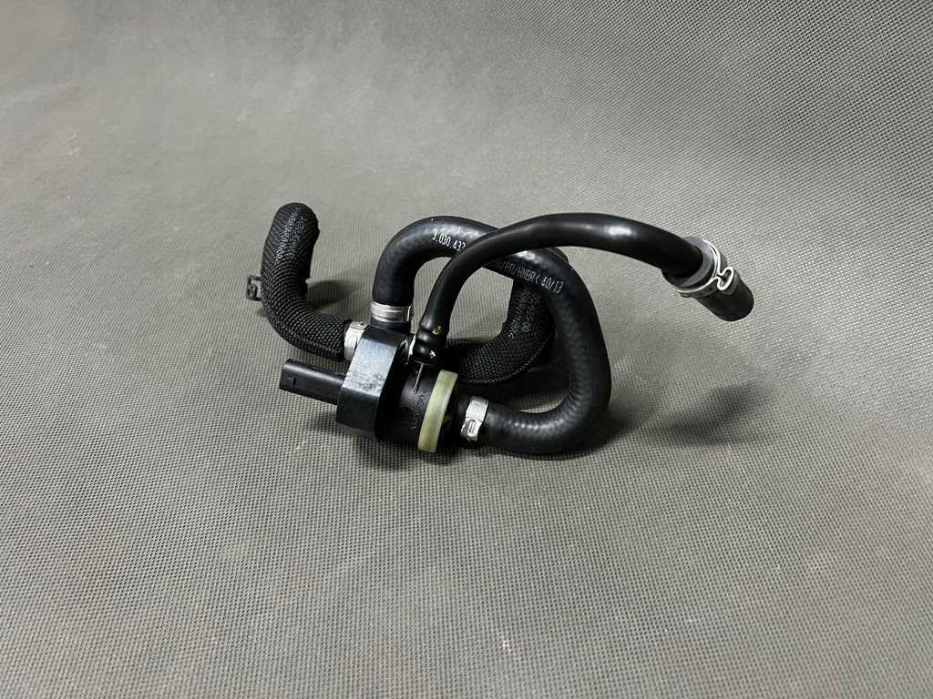 Wąż przewód powietrza Mercedes CLA 45 AMG W117 - 12332322201 ...