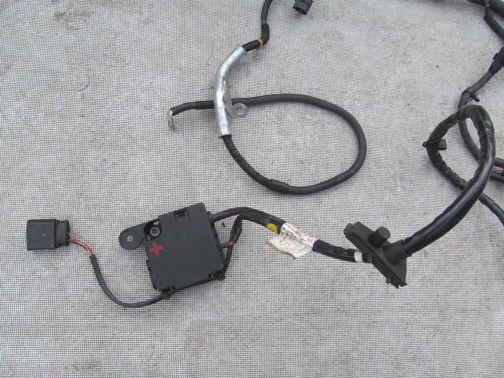 WIĄZKA ALTERNATORA ROZRUSZNIKA - AUDI A4 B8 A5 - 8930714206 - oficjalne ...