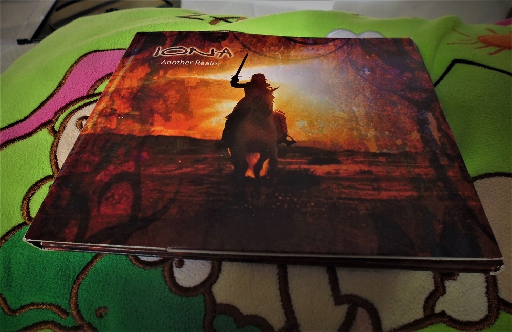 Płyta Iona Another Realm 2CD - 13573834128 - oficjalne archiwum Allegro