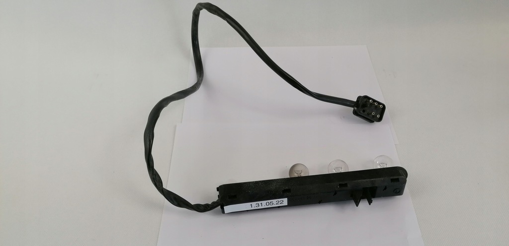 OPRAWA ŻARÓWEK LAMPY TYŁ PRAWA MERCEDES W124 KOMBI - 12223931453 ...