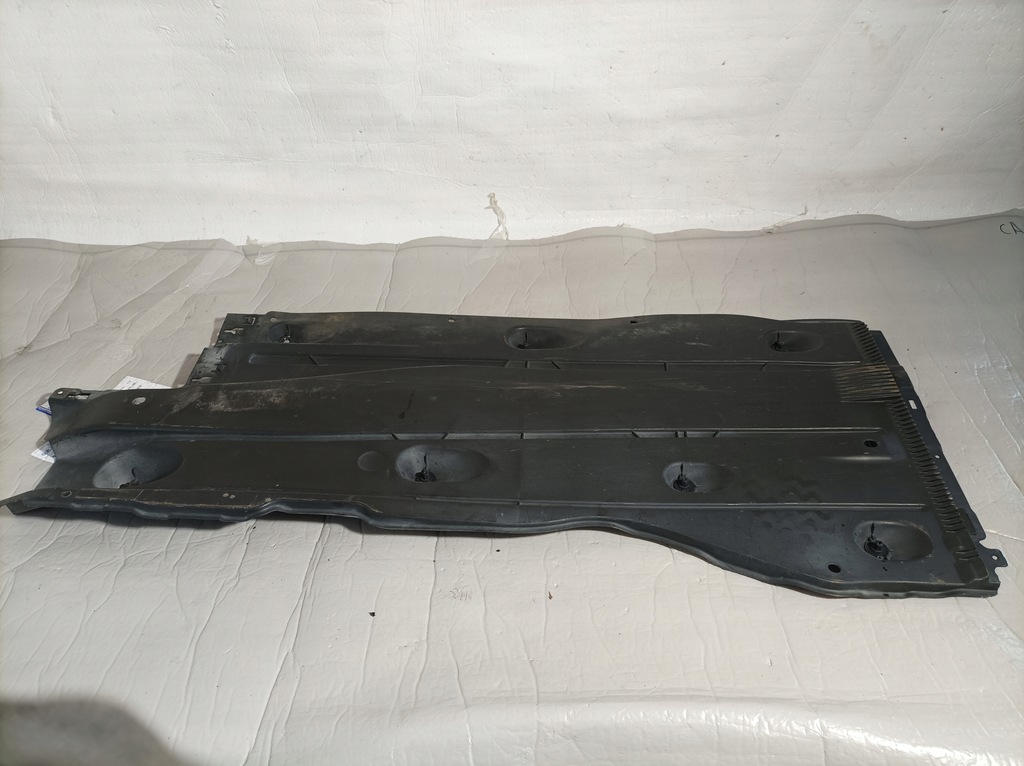 AUDI S3 8V PŁYTA OSŁONA PODWOZIA 5Q0825201L - 13809966518 - oficjalne ...