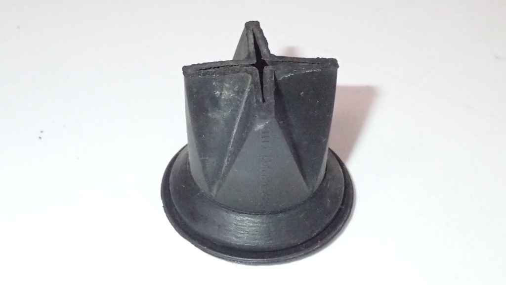 USZCZELKA ZAWÓR SPUSTU WODY AUDI A6 C7 8D0819419 - 7311103607 ...