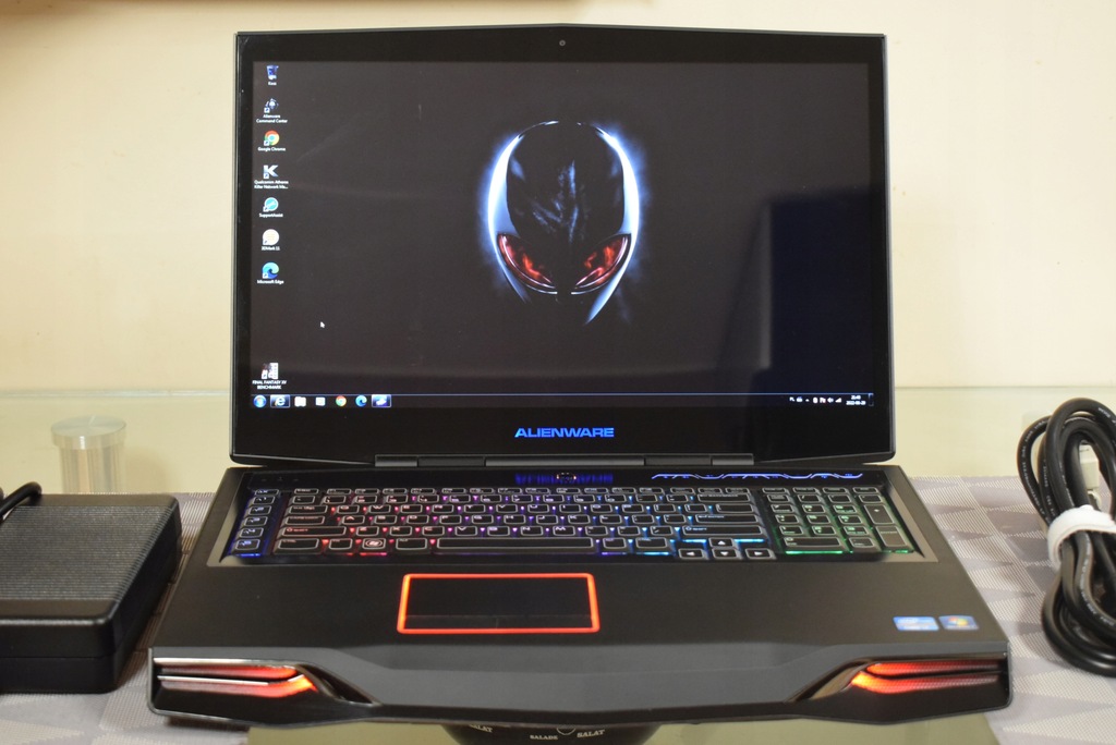 Alienware M18x R2 i7 16GB SSD ATI 7970-X2 18,4 FHD - 12928675847 ...
