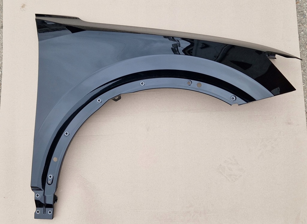 BŁOTNIK AUDI Q2 W KOLOR LY9T ORYGINAŁ - 12995257298 - oficjalne ...