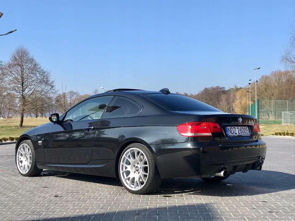 Bmw e92 coupe 335xi 335i 2009r. - 8091896192 - oficjalne archiwum Allegro
