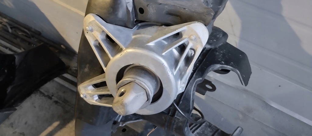 PODUSZKA SILNIKA PRAWA MERCEDES GLE 167 W167 A1672407700 - 15230198846 ...