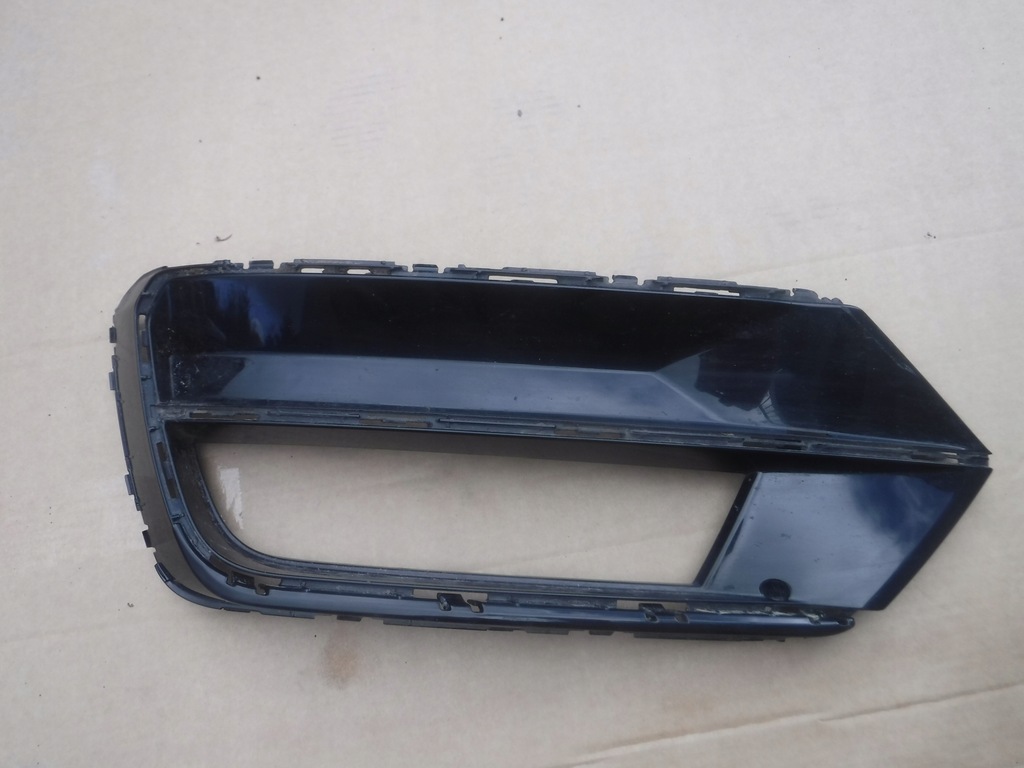 Vw Passat B8 kratka halogenu 3G0353665F lewa - 11353153401 - oficjalne archiwum Allegro