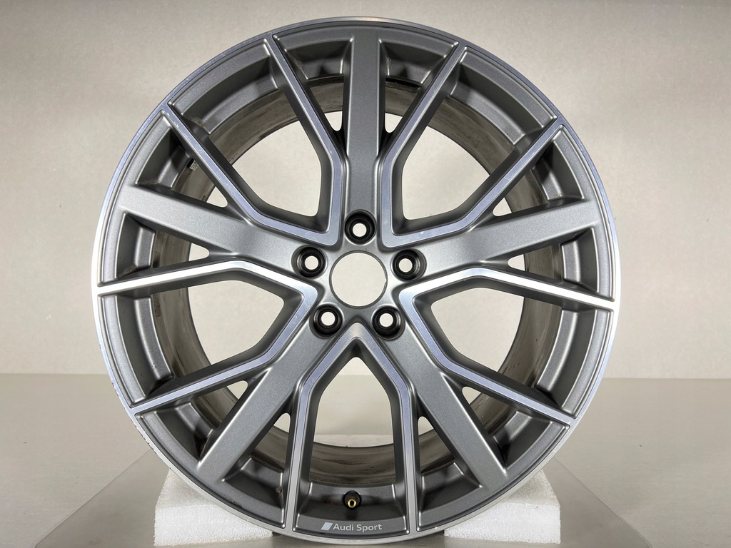 FELGA AUDI ALUFELGA A4 S4 B9 8W0 8,5x19 ET40 A5 S5 - 14081564510 - oficjalne archiwum Allegro