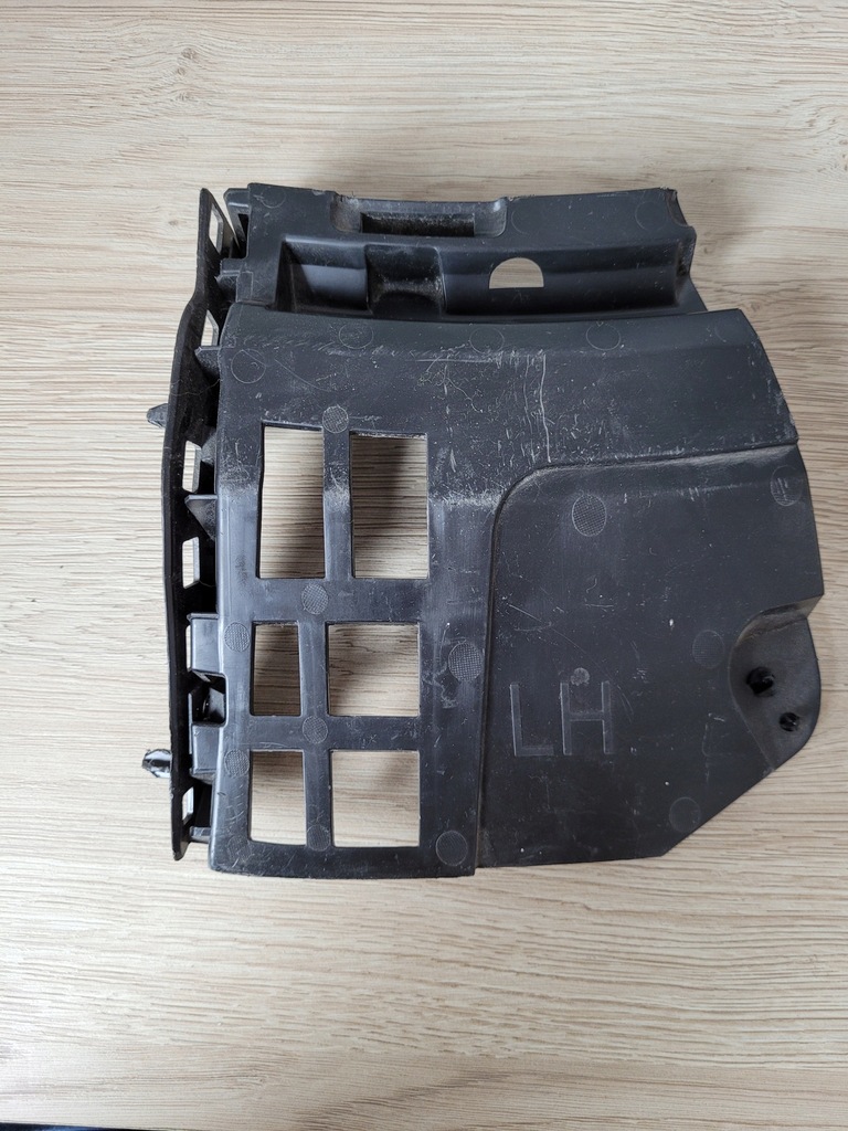 Ślizg zderzaka lewy przód VOLVO XC40 31455242 - 13549153517 - oficjalne ...