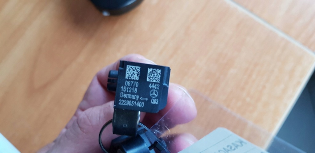 Mercedes C W205 czujnik uderzeniowy 2229051400 - 12600728157 ...