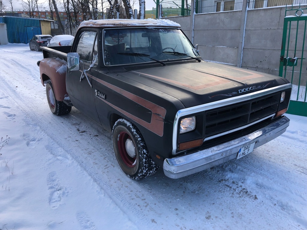 Dodge RAM 150 Custom Stepside Spr z Niemiec - 7833139495 - oficjalne ...