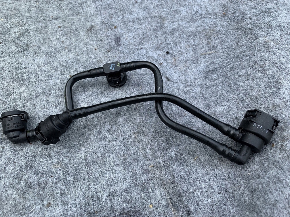 MERCEDES W213 RURKA PRZEWÓD WODY A2135010201 - 9423441328 - oficjalne ...