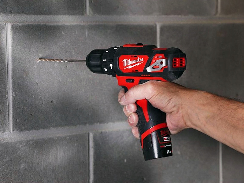 MILWAUKEE M12 BPD-202C Wkrętarka 12V 2x 2,0Ah UDAR - 9671913169 ... MILWAUKEE M12 BPD-202C Wkrętarka 12V 2x 2,0Ah UDAR - 9671913169 ...