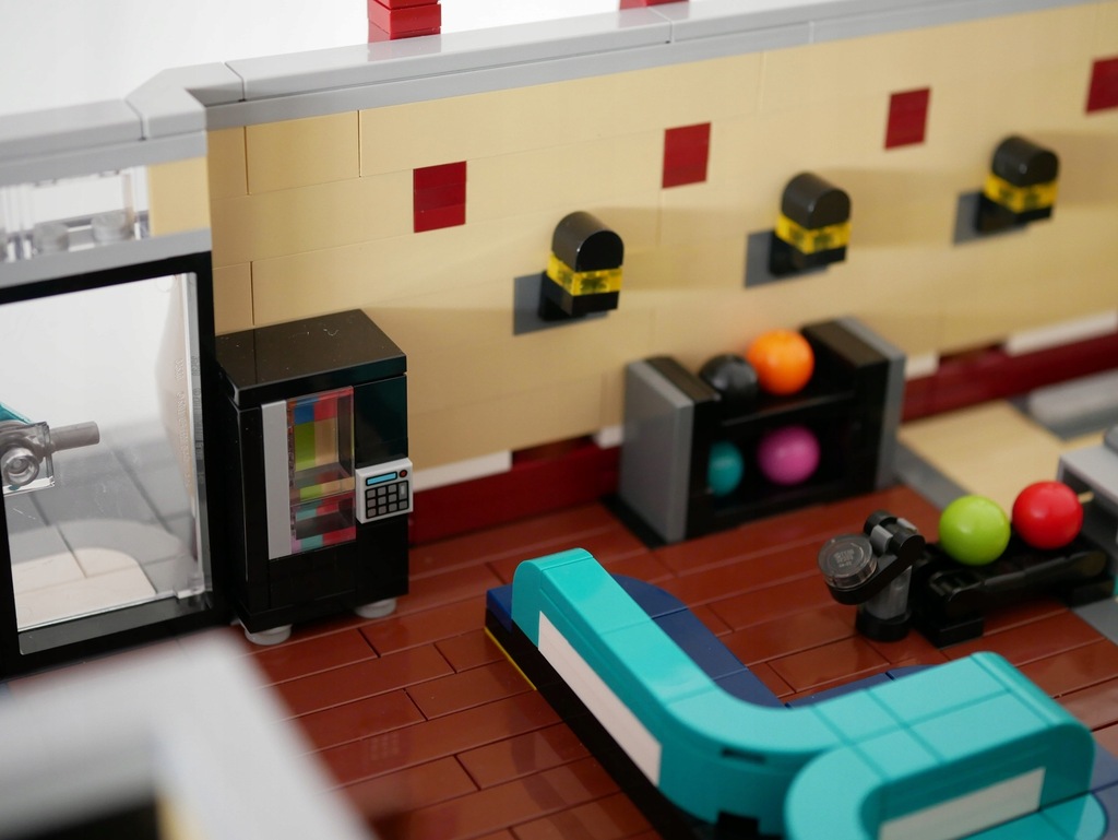 910013 LEGO Retro Bowling Alley Bricklink - 12174232707 - oficjalne ...