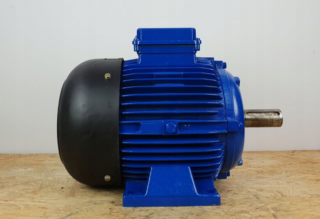 SILNIK ELEKTRYCZNY EMOD 1,5/6kw 1450/2900obr oś38 - 7828836519 - oficjalne archiwum Allegro