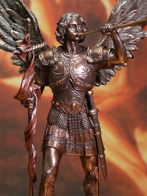 FIGURKA RZEŹBA ANIOŁ GABRIEL * VERONESE na prezent - 8084512619 ...