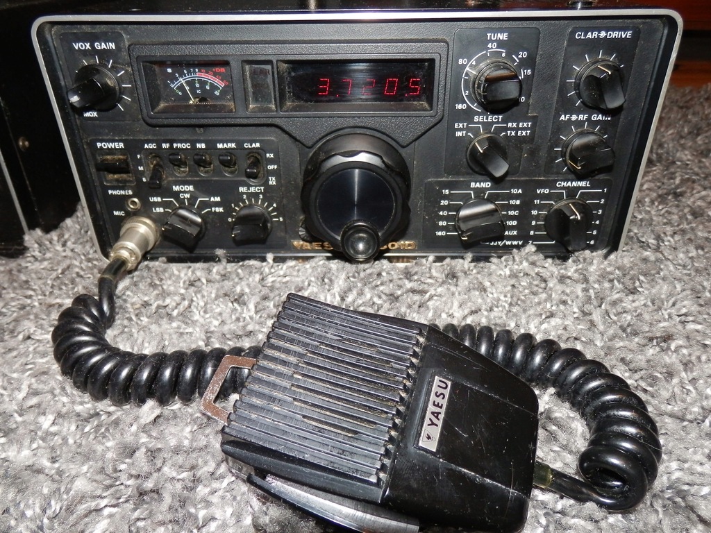 RADIOSTACJA TRANSCEIVER HF YAESU FT 301D - 9938590403 - oficjalne ...