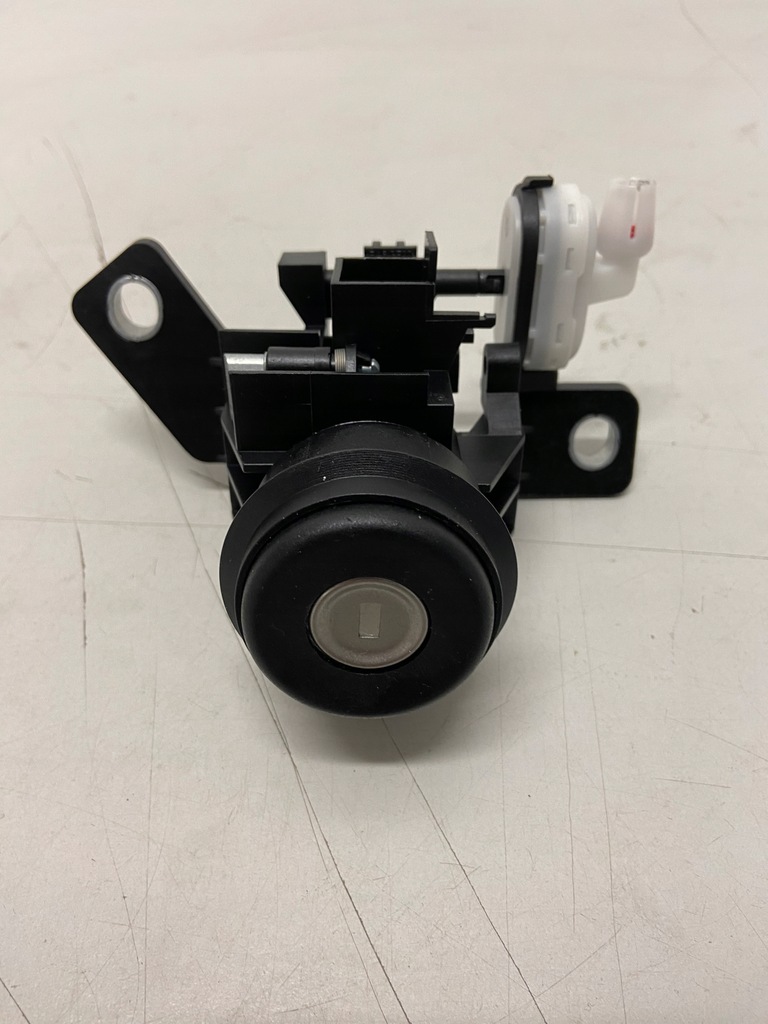 CYLINDER WKŁADKA ZAMKA BAGAŻNIKA MERCEDES W168 - 13045458480 ...