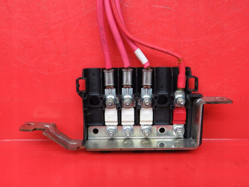 MEGANE III SKRZYNKA BEZPIECZNIKI AKUMULATORA - 11115389294 - oficjalne archiwum Allegro