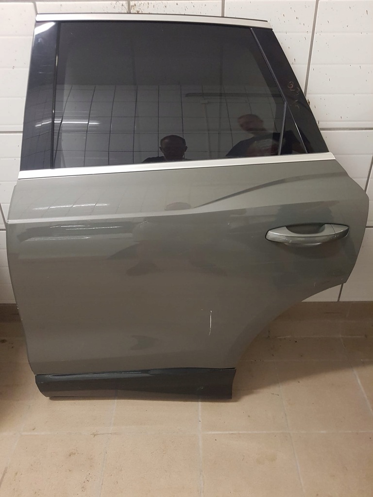 DRZWI AUDI Q3 83A LEWY TYŁ - 12540548776 - oficjalne archiwum Allegro