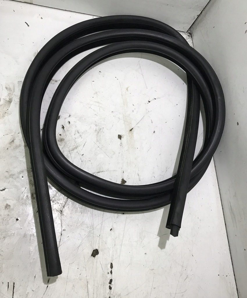 USZCZELKA KAROSERII DRZWI PRZEDNIE LEWE BMW E60 - 7693042290 ...