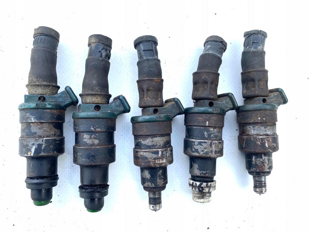 Wtrysk Wtryskiwacze Mercedes W114 W116 R107 coupe - 9232020275 ...