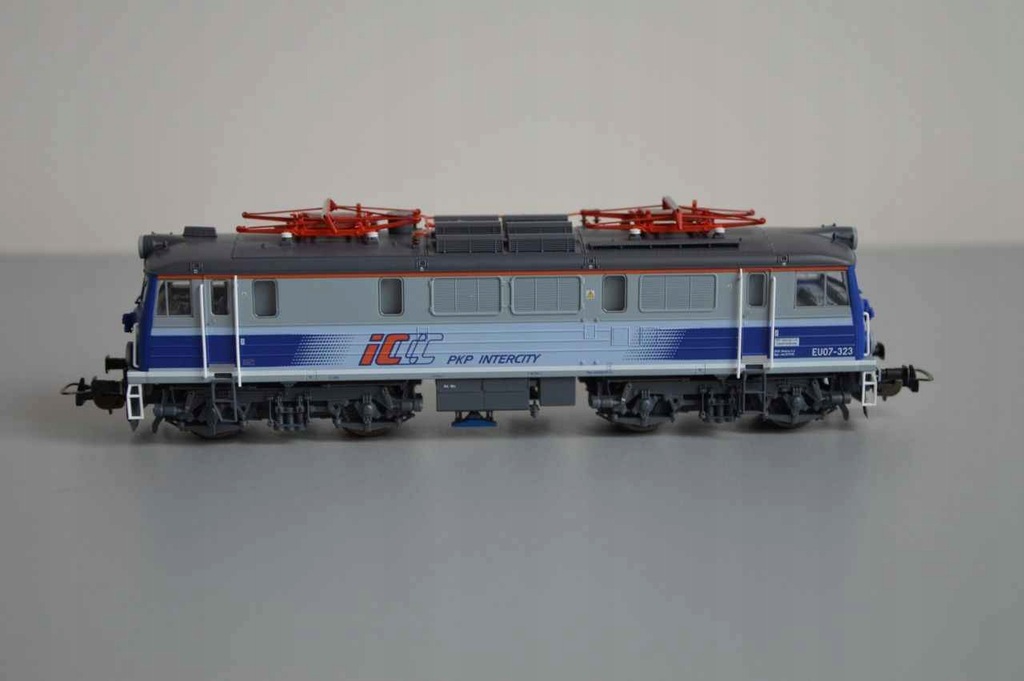 Nowy PIKO 96378 EU07-323 PKP InterCity ICCC Plux22 - 11405123839 - oficjalne archiwum Allegro