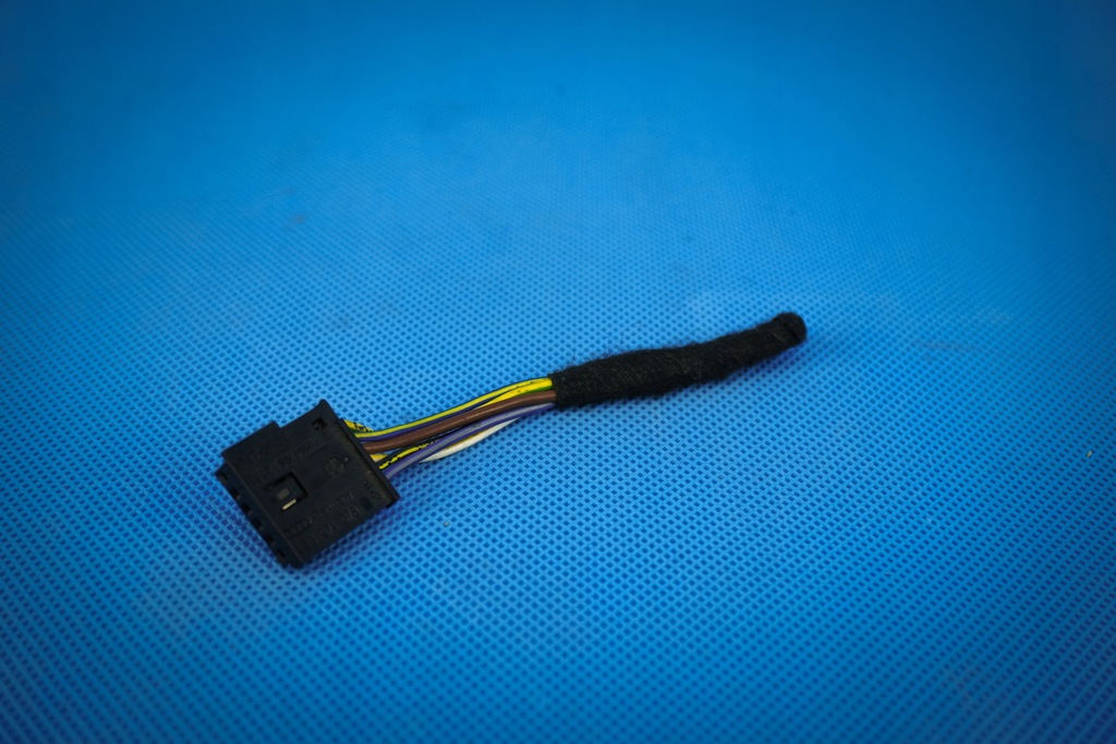 Wtyczka kostka Audi VW Seat Skoda 4B0971978 - 11884279326 - oficjalne ...