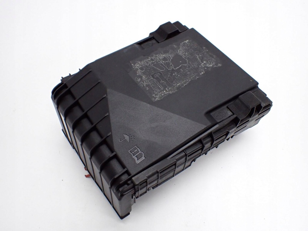 PUSZKA SKRZYNKA BEZPIECZNIKÓW 1K0937125D VW GOLF VI 10R - 15775946664 ...