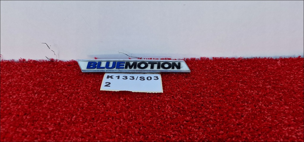 ZNACZEK LOGO EMBLEMAT BLUEMOTION NAPIS VW GOLF 7 VII PASSAT K133/S032 ...