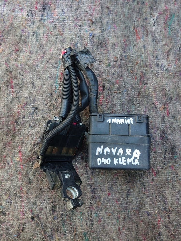 KLEMA PLUSOWA NAVARA D40 SKRZYNKA bezpieczników - 13126619026 ...