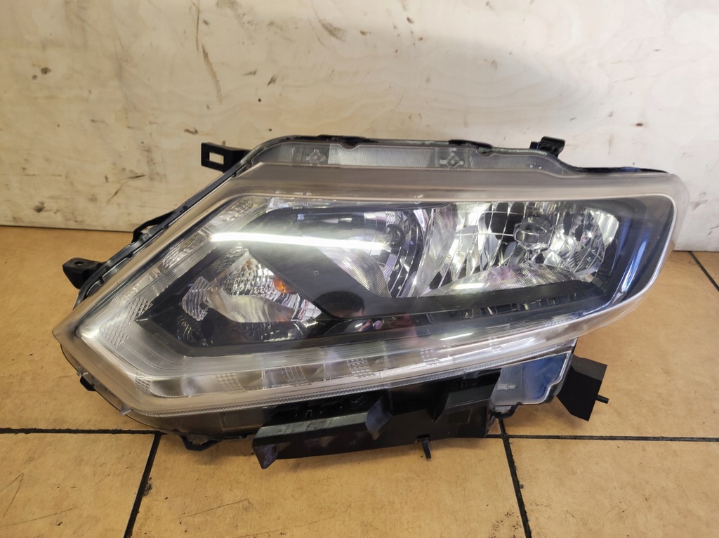 Lampa reflektor lewy przód led X Trail T32 EU - 12328171157 - oficjalne ...