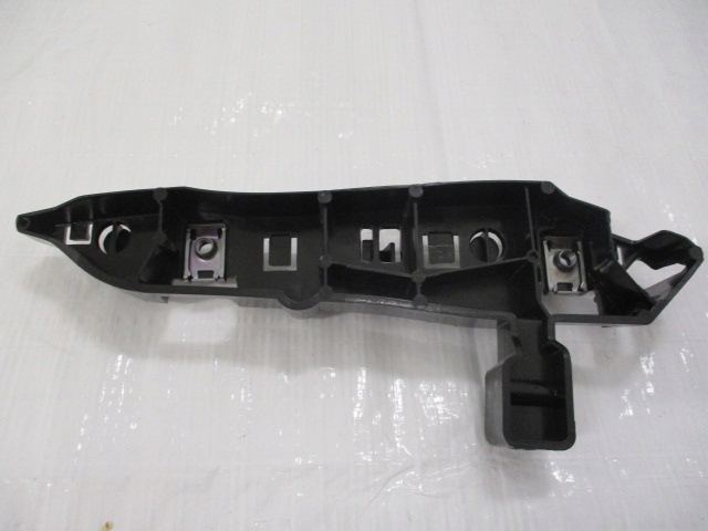 PEUGEOT 3008 5008 II ŚLIZG WSPORNIK BŁOTNIK LEWY - 13016273581 ...