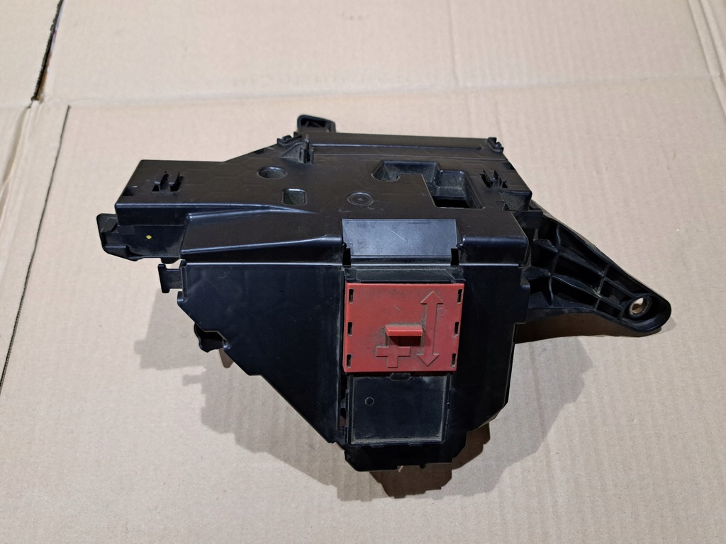 Skrzynka Bezpieczników MERCEDES E W213 A2135403439 - 13750840220 ...