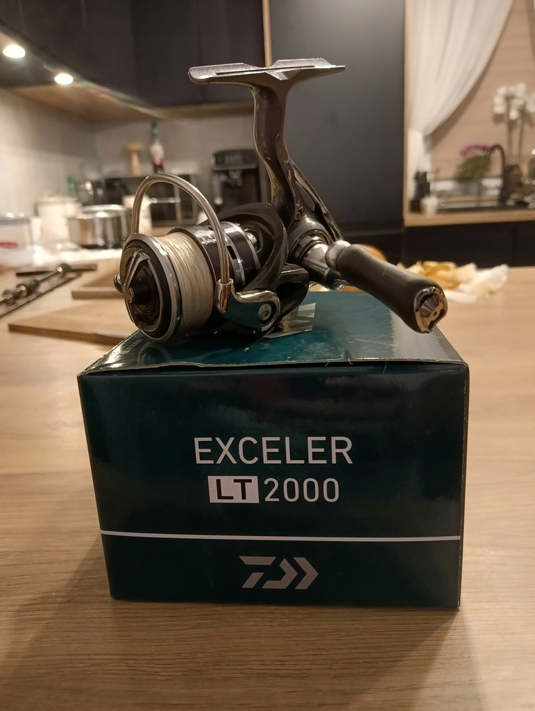Kołowrotek DAIWA KOŁOWROTEK EXCELER LT 2000 5.2:1 plus plecionka ...