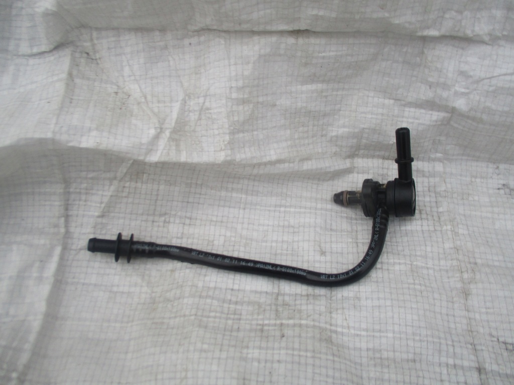 MERCEDES W204 W212 1.8 CGI PRZEWÓD ZAWÓR PALIWA - 11834753424 ...