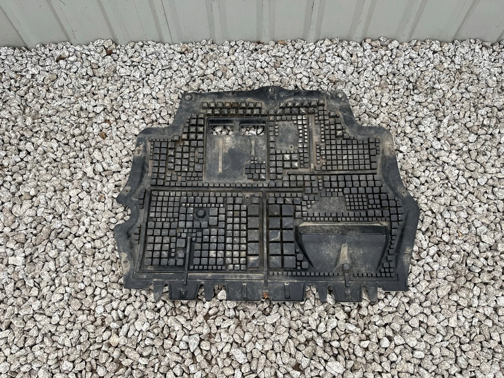 OSŁONA DOLNA POD SILNIK PASSAT CC B6 ORYGINAŁ - 12079295372 - oficjalne ...