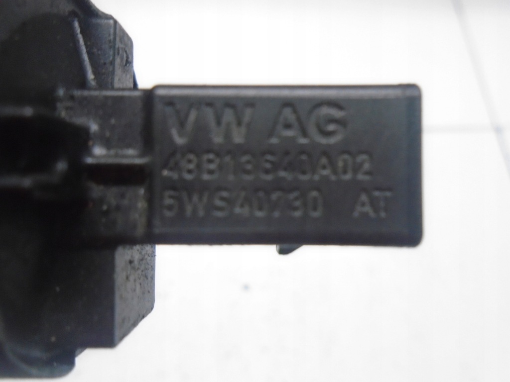 VW SKODA 1.6TDI CAY ZAWÓR PALIWA 48B13640A02 - 8980650181 - oficjalne ...