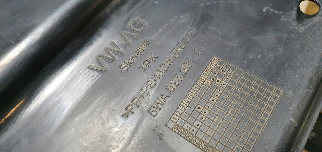 OSŁONA PODWOZIA GOLF 8 5WA825201E LEWA ORYGINAŁ - 12018017145 ...