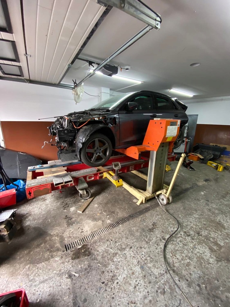 Rama Blacharska Celette M8S z docerem podnośnikiem - 13405745204 ...