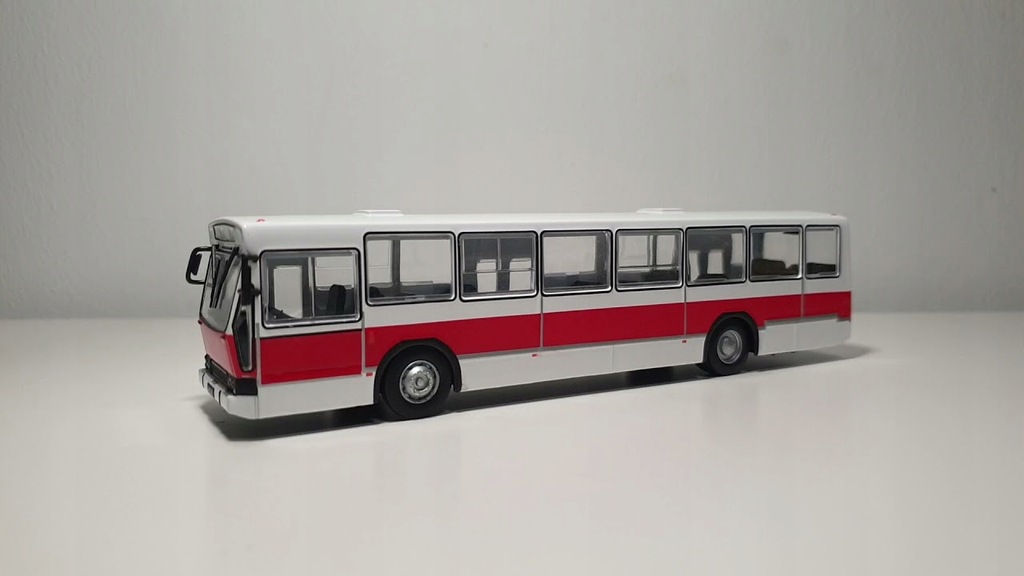JELCZ PR110U KULTOWE AUTOBUSY AUTA PRL 1/72 - 14594389278 - oficjalne archiwum Allegro