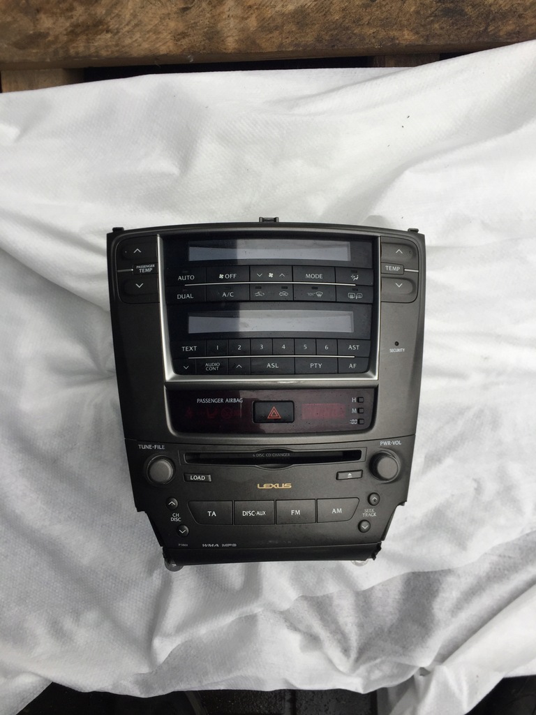 LEXUS IS220 IS250 05-12 RADIO CD - 7462077914 - oficjalne archiwum Allegro