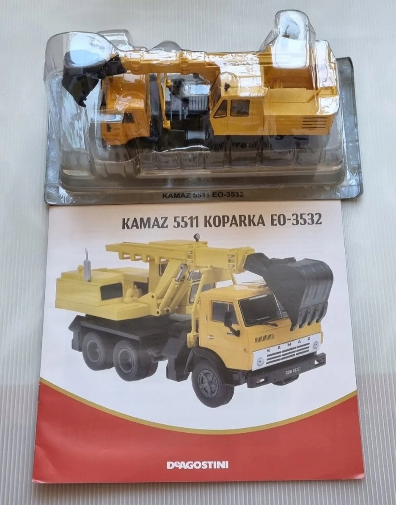 Kultowe Cieżarówki PRL Kamaz 5511 koparka EO-3532 - 13872096204 - oficjalne archiwum Allegro