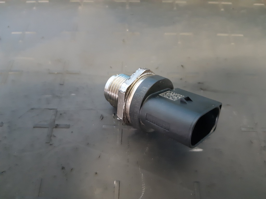 BMW F10 F01 CZUJNIK CIŚNIENIA PALIWA 0281002948 - 7261167899 ...