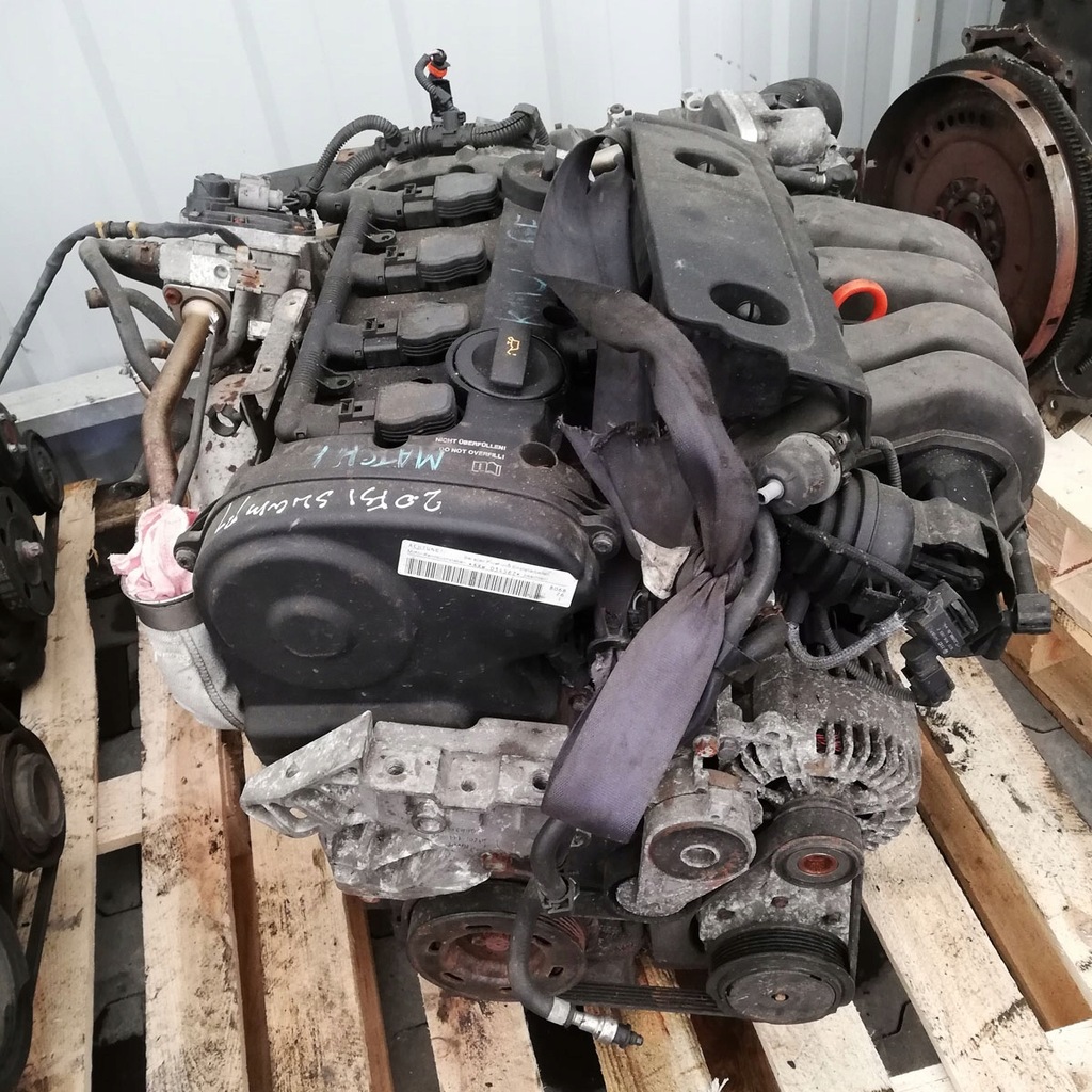 Silnik komplet Golf Touran A3 2.0 FSI BLR 08r - 12026661467 - oficjalne ...