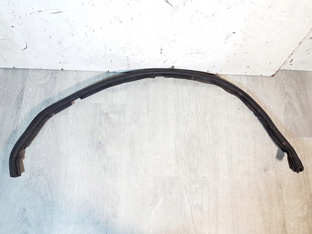 USZCZELKA PODSZYBIA MASKI ALFA ROMEO 156 - 14625388274 - oficjalne ...