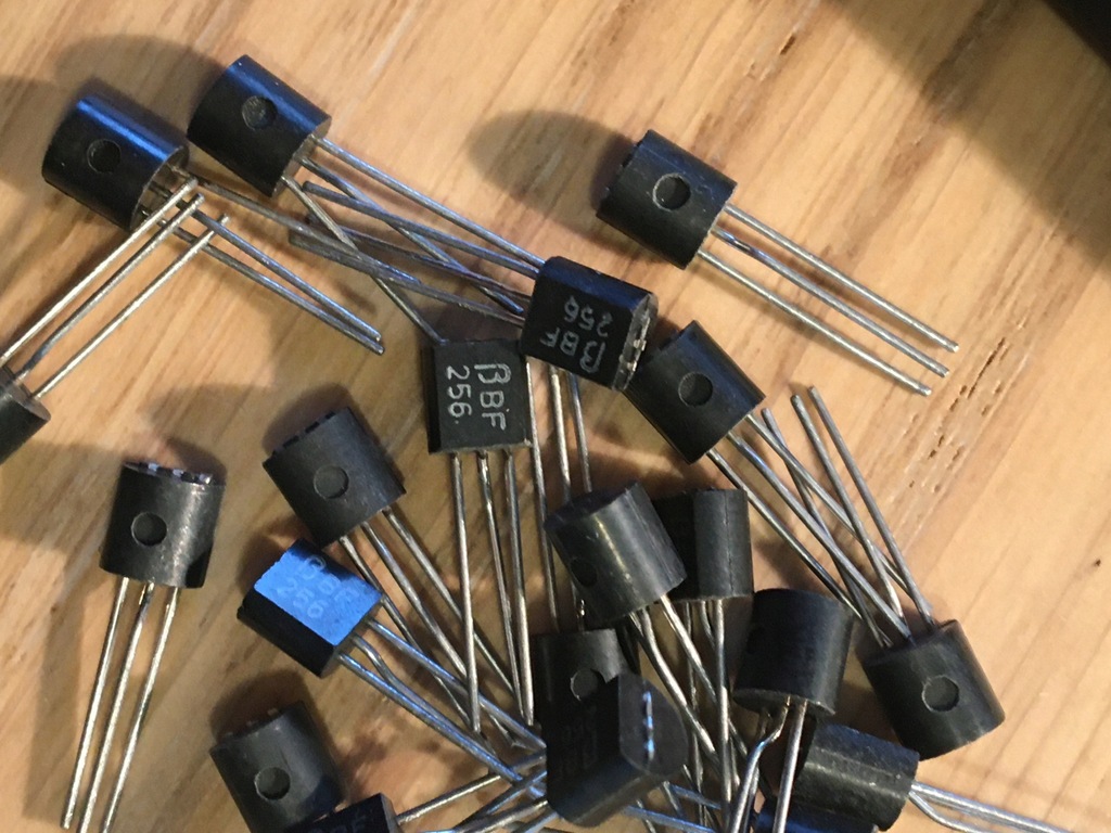 Tranzystor BF256 FET n, wzmacniacze VHF i UHF - 10988690793 - oficjalne ...