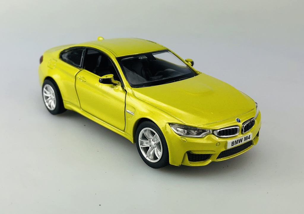 RMZ City BMW M4 ZŁOTY 1:32 NOWY METALOWY MODEL - 13751859856 - oficjalne archiwum Allegro