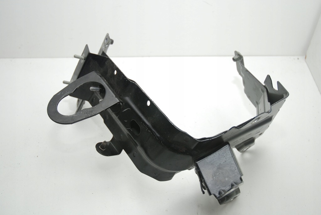 AUDI Q7 4M WSPORNIK BŁOTNIKA PRAWY 4M0821132C - 10532448813 - oficjalne ...