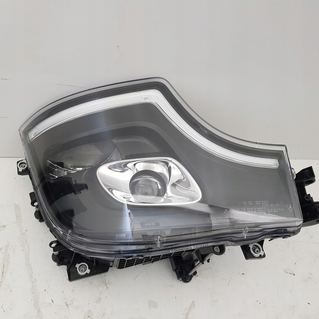 MERCEDES ACTROS MP4 MP5 LAMPA REFLEKTROR PRAWY NOW - 12229484641 ...